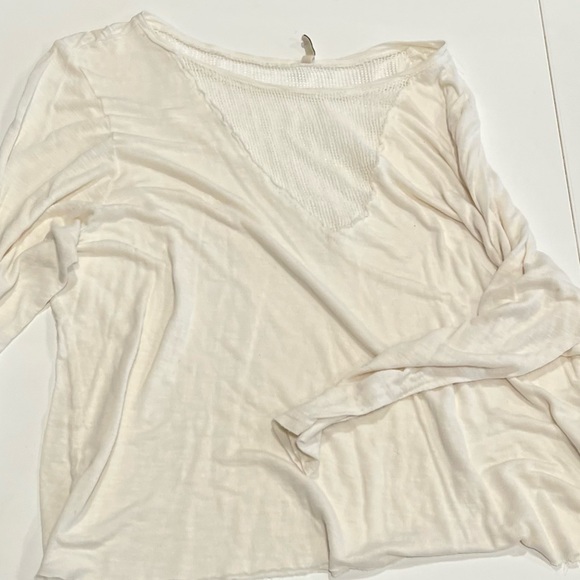 Emma & Sam | Tops | Lf Emma Sam Mesh Vneck Long Sleeve Tee | Poshmark